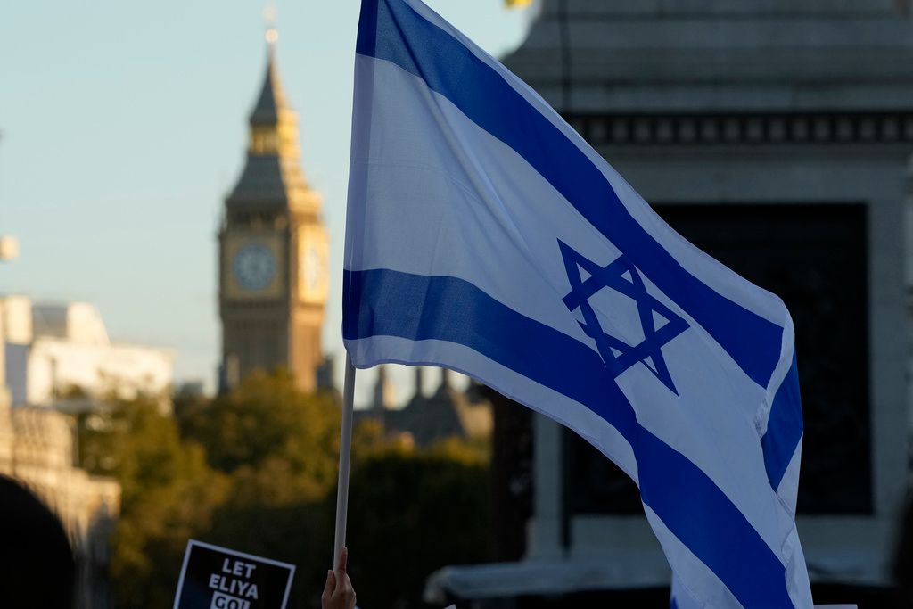 Prominent Brits Sign “October Declaration” Supporting Israel - i24NEWS