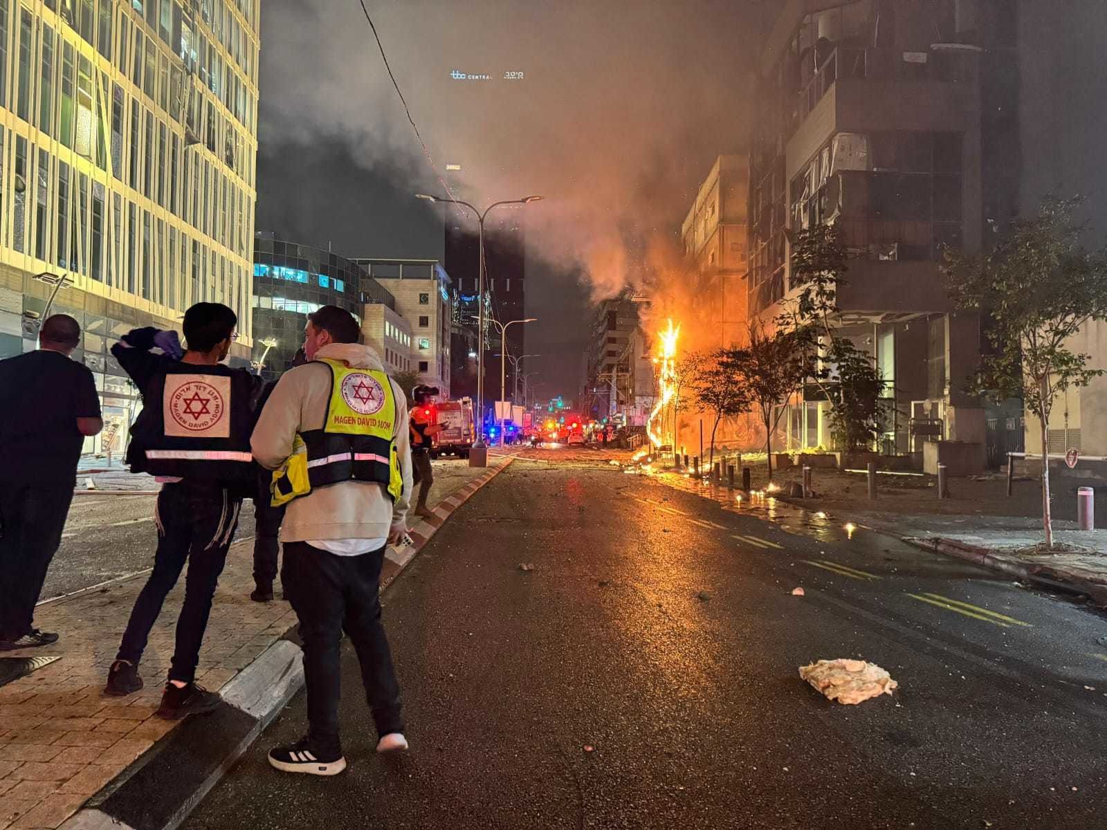 Tirs Du Hezbollah : Cinq Blessés Dans Une Frappe À Ramat Gan, Une Femme ...