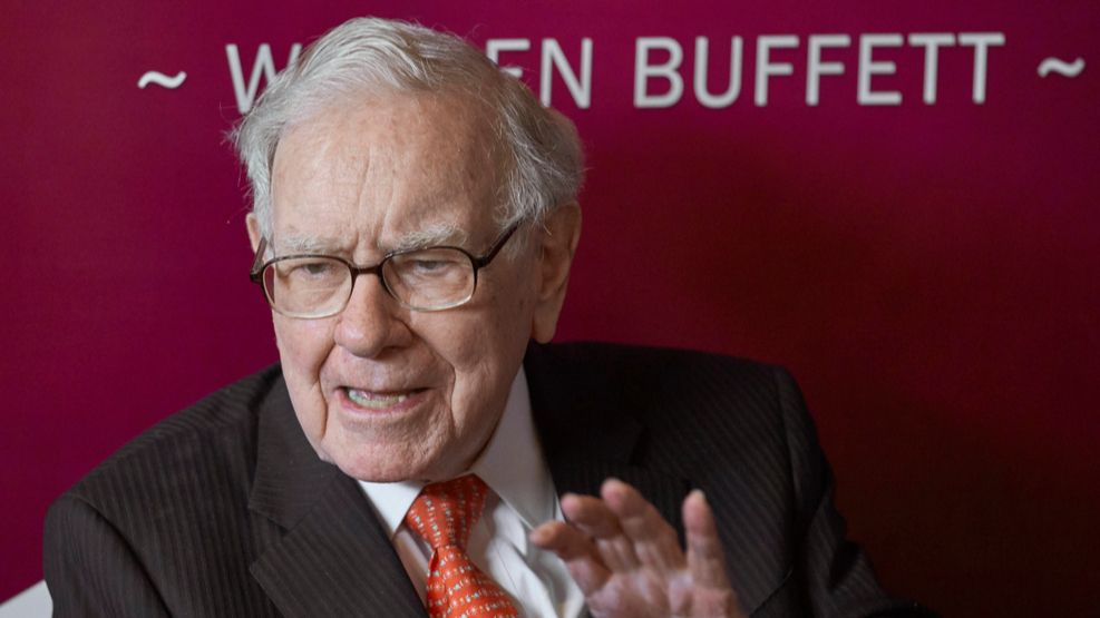 Warren Buffett’s 'golden Formula' For Raising Kids: Enough Money To ...