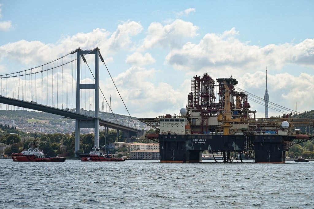 Turkey Begins Laying Black Sea Natural Gas Pipeline - i24NEWS
