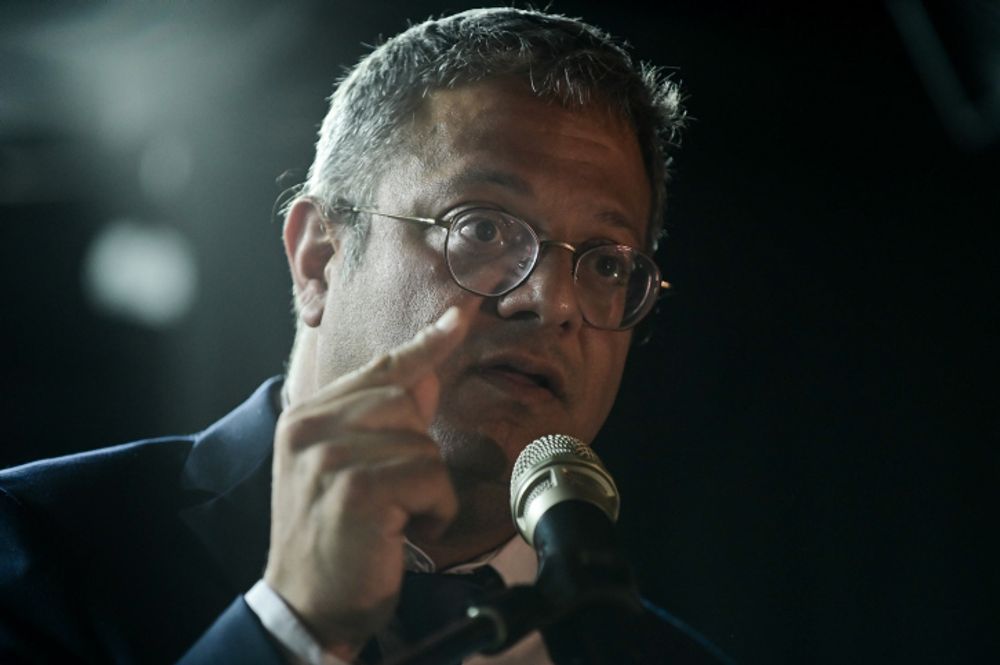 Israel: Far Right Lawmaker Visits High School, Faces Protests - i24NEWS