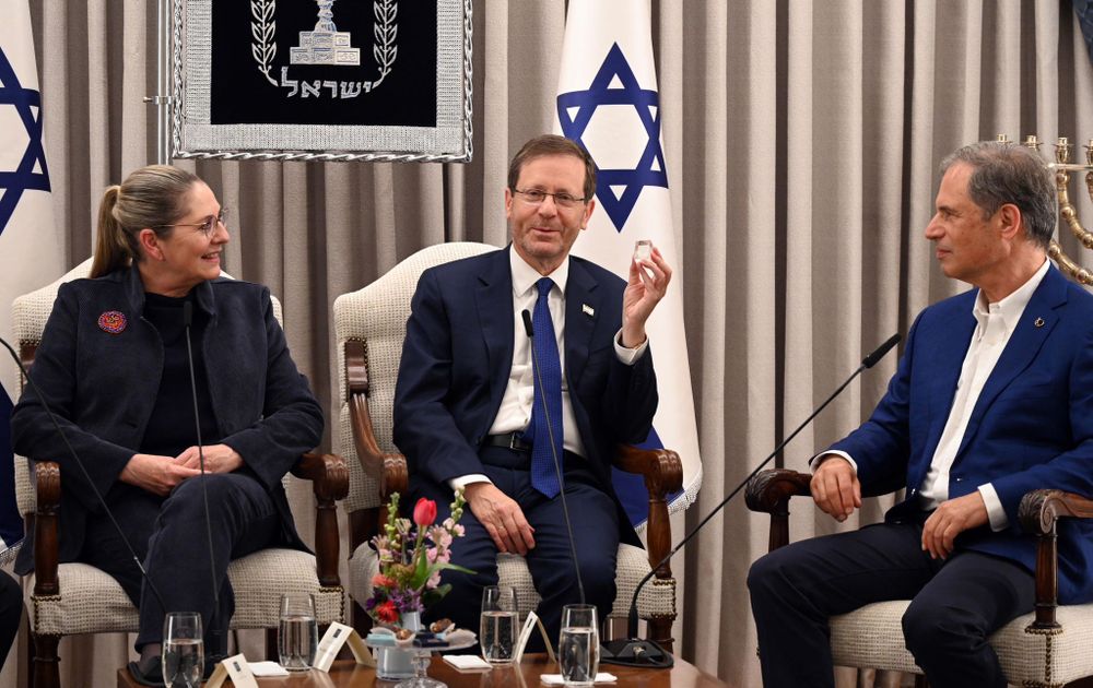 Herzog Touts ‘new Era Of Exploration’ At Israel Space Week 2023 - i24NEWS