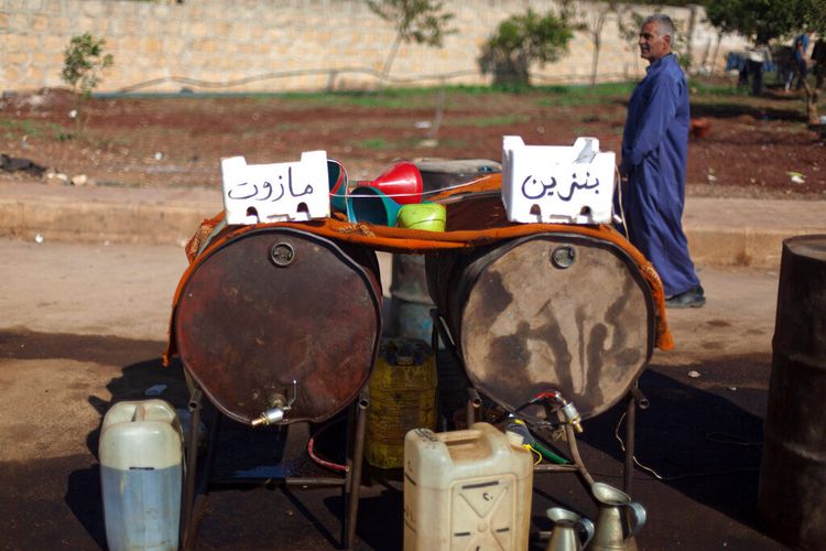 Syrians Turn To Solar Power Amid The War-torn Country’s Deep Energy ...