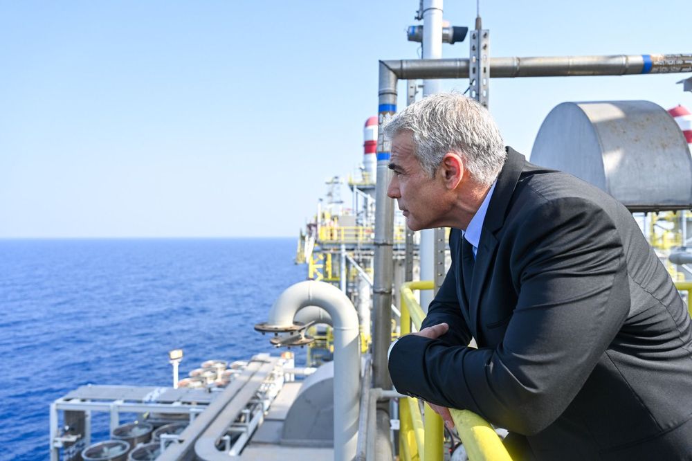 Israel's PM Lapid Takes Security Tour Of Karish Gas Rig - i24NEWS