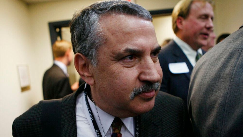 Thomas Friedman, Éditorialiste Du New York Times, "ami De Longue Date ...