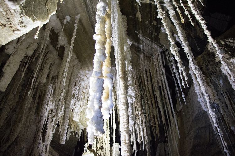 Israelis Unveil 'world's Longest Salt Cave' Snagging Title From Iran ...