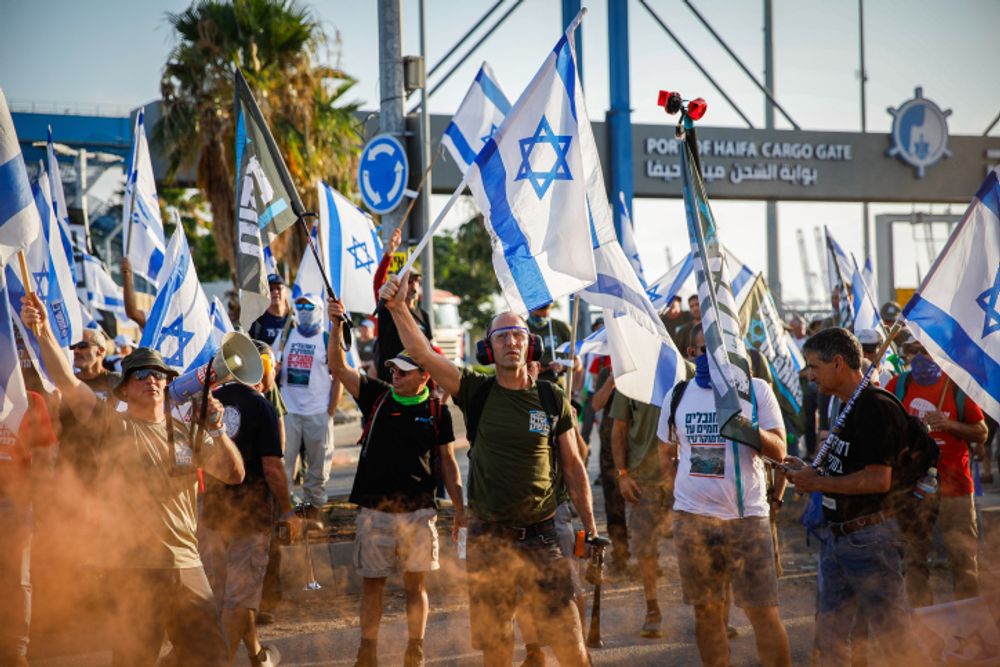 Israeli Demonstrators Escalate To Blocking Haifa Seaport, Threaten ...