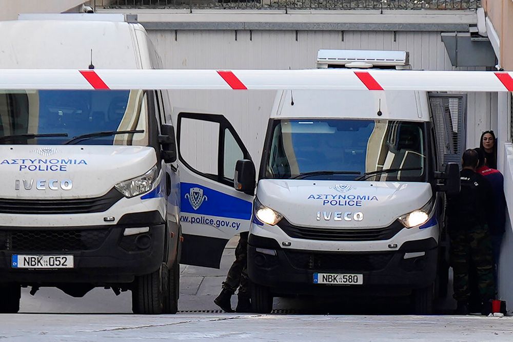 Cyprus Police Arrests 21 People In Anti-migrant Violence - i24NEWS