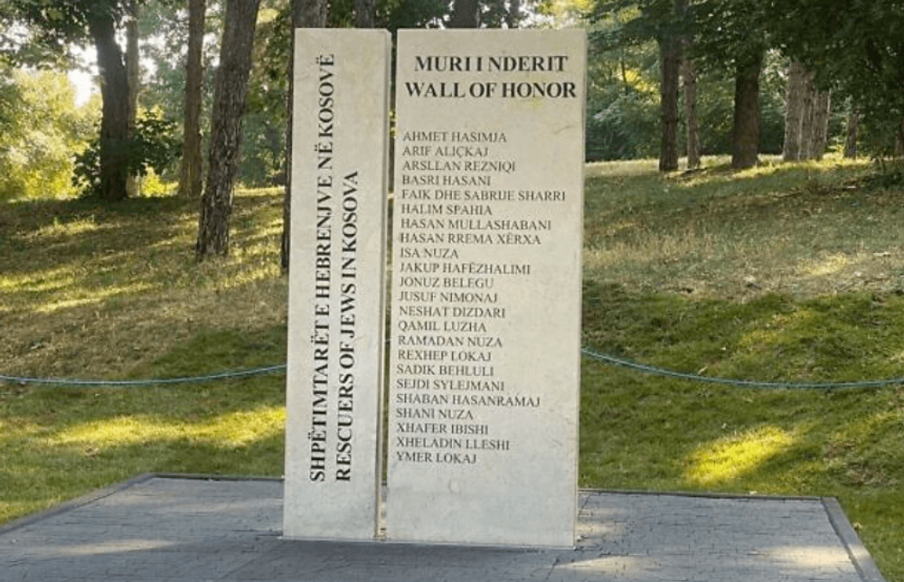 Kosovo Inaugurates ‘Wall Of Honor’ For Albanians Who Saved Jews During ...