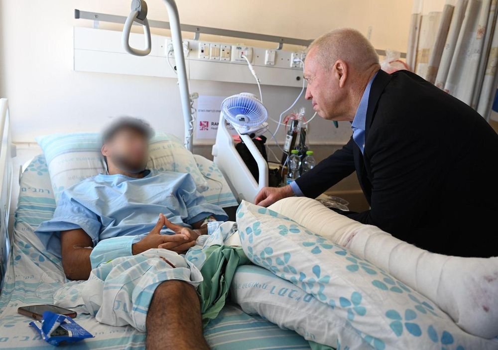 Israël : Yoav Galant Rend Visite Aux Soldats Blessés À Jénine - i24NEWS