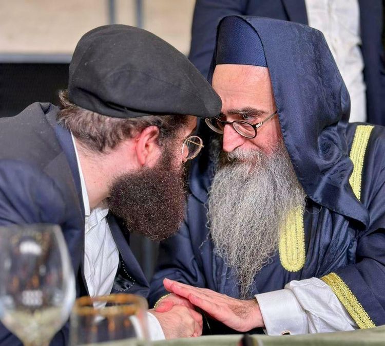 Le Rabbin Pinto A Accompagné Les Milliers De Participants À La Hiloula ...