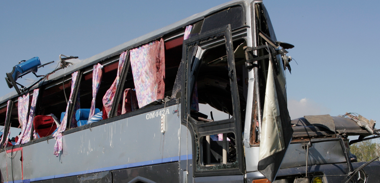 Russie: Un Bus Chute Dans Une Rivière Gelée En Sibérie, 19 Morts - i24NEWS